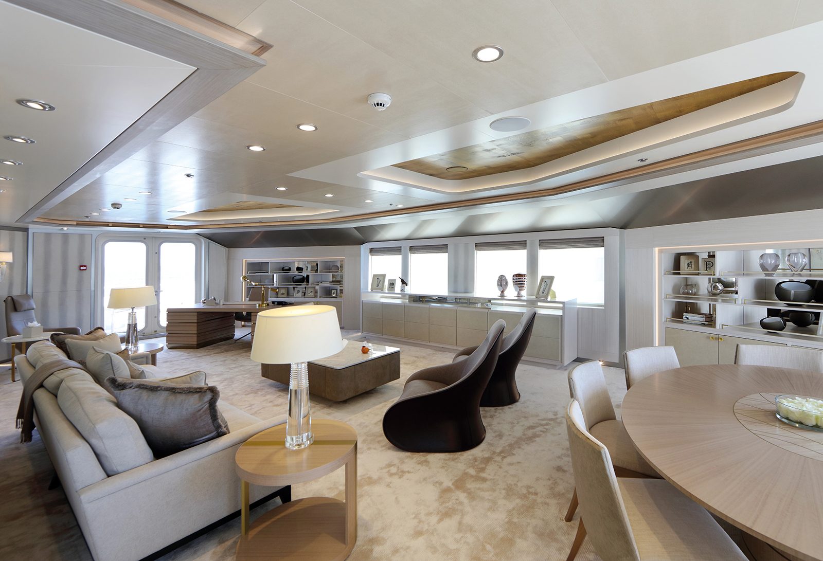 Yacht ANDROMEDA, Kleven | CHARTERWORLD Luxury Superyacht Charters